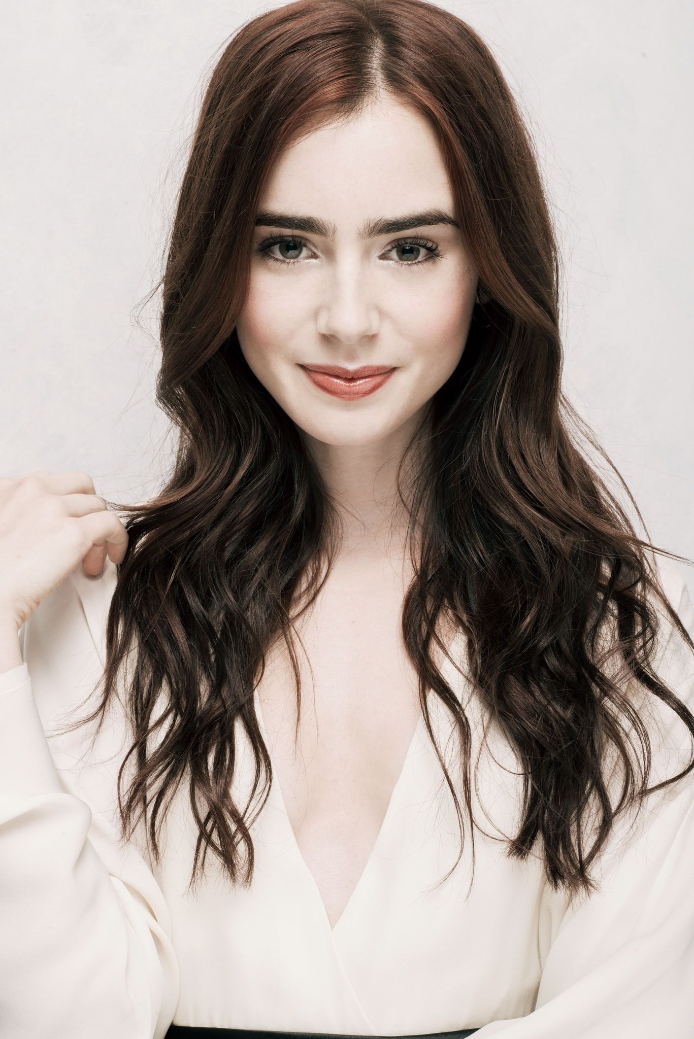 Session #011 - 001 - Adoring Lily Collins - Gallery • Your online ...